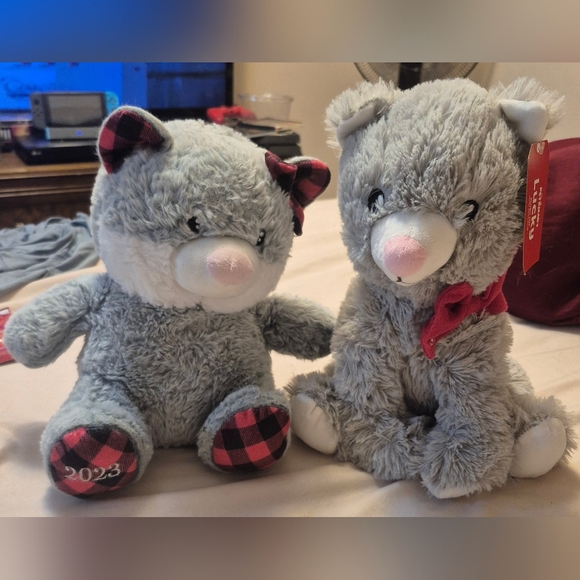 Toys | Lot Of 2 Petsmart Lucky Cat Dog 11 Plush Dog Toy Gray 222 2023 ...